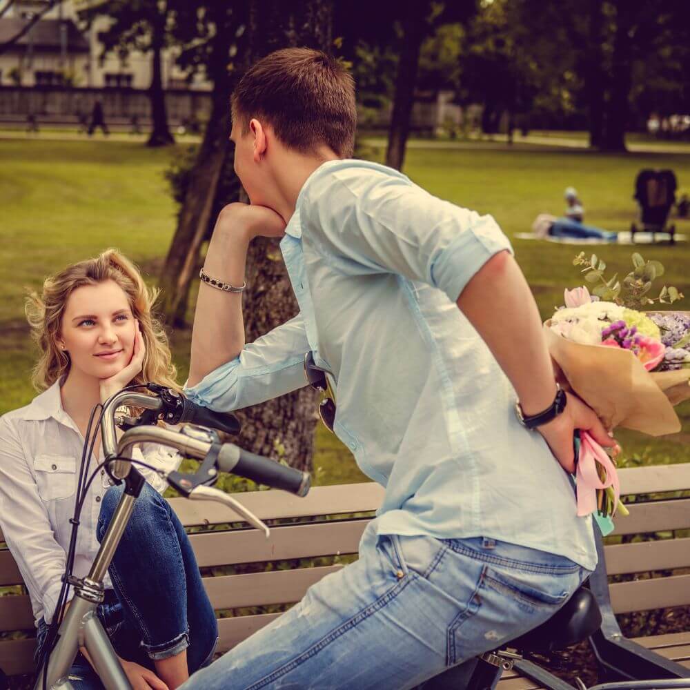 Is it a good idea to give flowers on your first or second date? - Adel ...